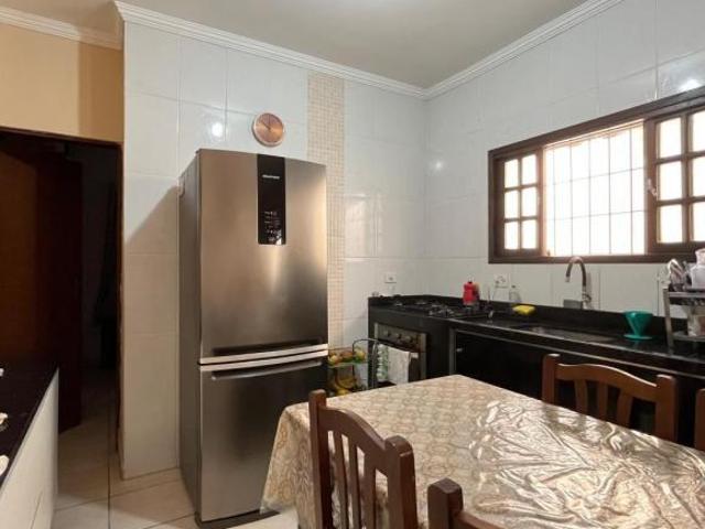 Casa para Venda em Itanhaém, BAL TUPY, 2 dormitórios, 1 banheiro, 1 vaga