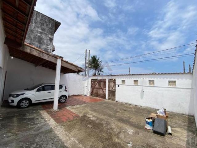 Casa para Venda em Itanhaém, Balneário Gaivota, 3 dormitórios, 2 banheiros, 4 vagas