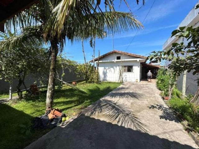 Casa para Venda em Itanhaém, Balneário Gaivota, 3 dormitórios, 2 suítes, 1 banheiro, 4 vagas
