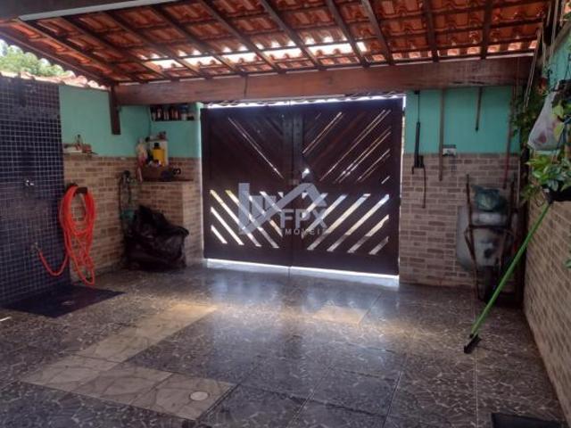 Casa para Venda em Itanhaém, Balneário Gaivota, 2 dormitórios, 1 suíte, 1 banheiro, 3 vagas