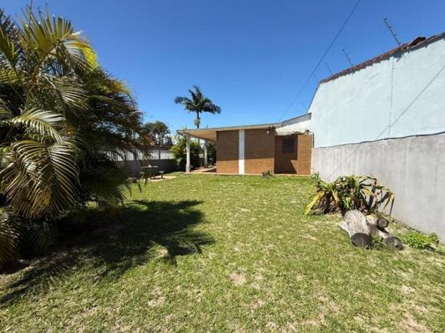 Casa para Venda em Itanhaém, Balneário Gaivota, 2 dormitórios, 1 suíte, 1 banheiro, 4 vagas