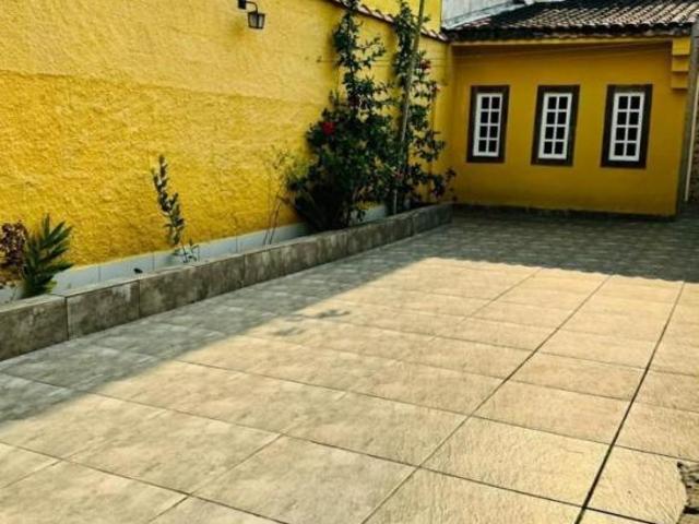 Casa para Venda em Itanhaém, Balneário Gaivota, 2 dormitórios, 1 suíte, 2 banheiros, 6 vagas