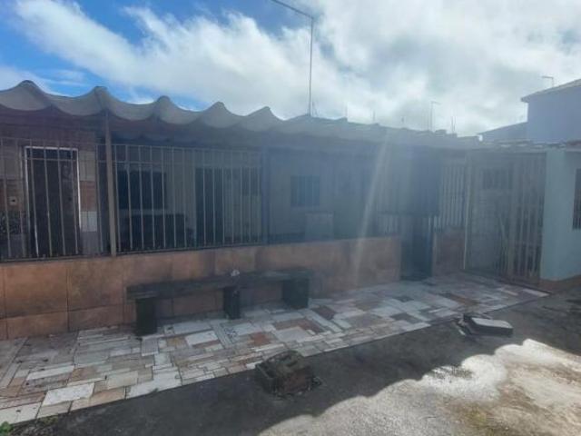 Casa para Venda em Itanhaém, Balneário Gaivota, 2 dormitórios, 2 suítes, 1 banheiro, 5 vagas