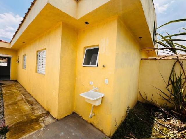 Casa para Venda em Itanhaém, Balneário Jequitibá, 2 dormitórios, 1 suíte, 2 banheiros, 3 vagas