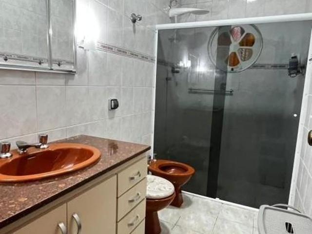 Casa para Venda em Itanhaém, Belas Artes, 2 dormitórios, 1 suíte, 1 banheiro, 2 vagas