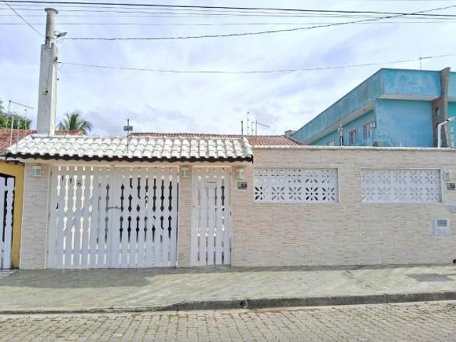 Casa para Venda em Itanhaém, Gaivota, 4 dormitórios, 1 suíte, 1 banheiro, 3 vagas