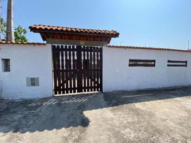 Casa para Venda em Itanhaém, Gaivota, 2 dormitórios, 1 banheiro, 4 vagas