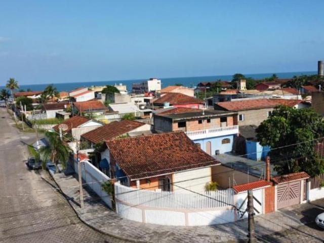Casa para Venda em Itanhaém, Gaivota, 2 dormitórios, 2 banheiros, 3 vagas