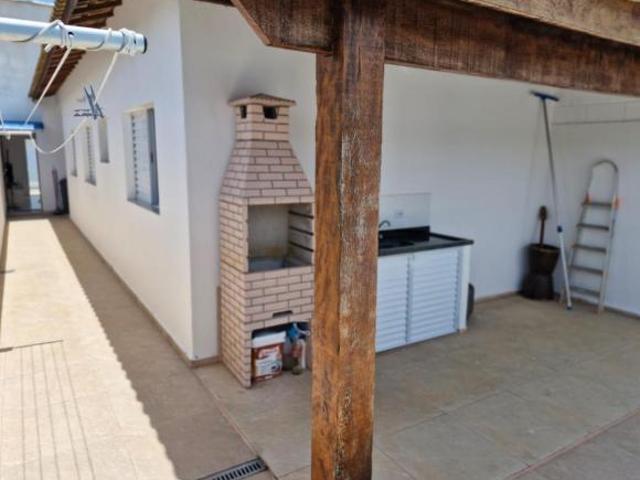 Casa para Venda em Itanhaém, Gaivotas, 3 dormitórios, 1 suíte, 2 banheiros, 2 vagas
