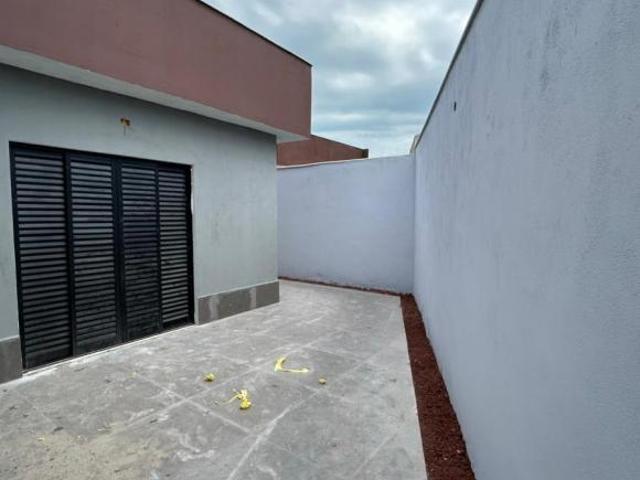 Casa para Venda em Itanhaém, Gaivotas, 3 dormitórios, 1 suíte, 3 banheiros, 5 vagas
