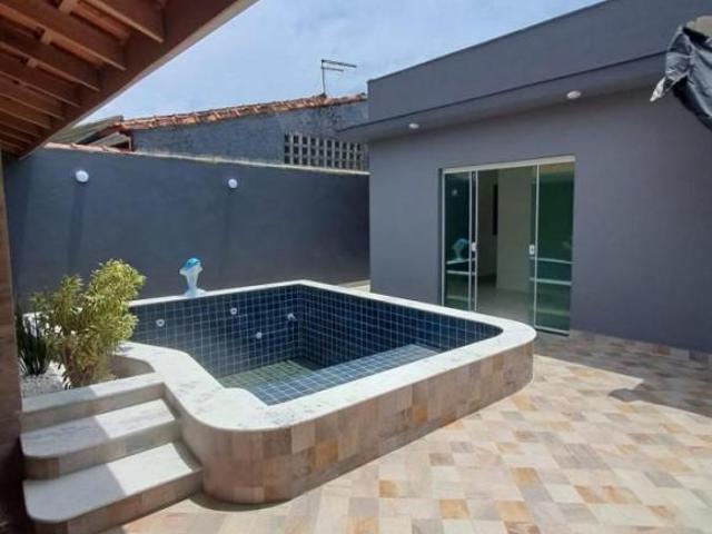 Casa para Venda em Itanhaém, Gaivotas, 3 dormitórios, 2 suítes, 1 banheiro, 2 vagas