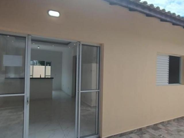 Casa para Venda em Itanhaém, Gaivotas, 2 dormitórios, 1 banheiro, 2 vagas