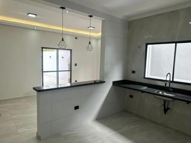 Casa para Venda em Itanhaém, Gaivotas, 2 dormitórios, 1 suíte, 2 banheiros, 2 vagas