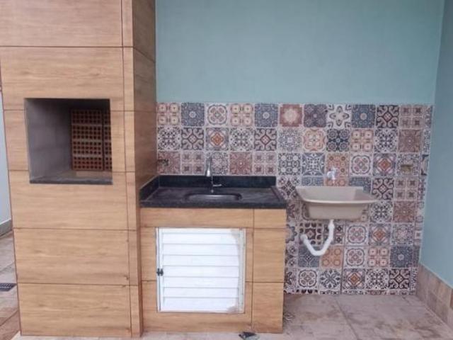 Casa para Venda em Itanhaém, Jardim Magalhães, 2 dormitórios, 1 suíte, 2 banheiros, 3 vagas