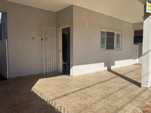 Casa para Venda em Itanhaém, Jardim Corumbá, 3 dormitórios, 1 suíte, 1 banheiro, 3 vagas