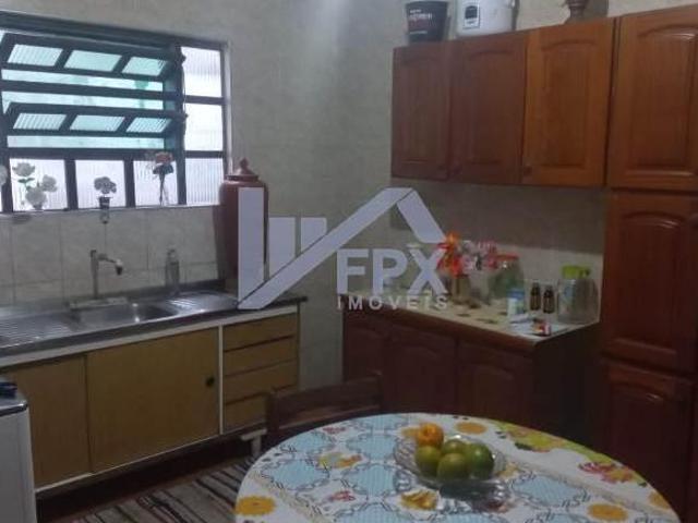 Casa para Venda em Itanhaém, Jardim Corumbá, 3 dormitórios, 1 suíte, 1 banheiro, 8 vagas