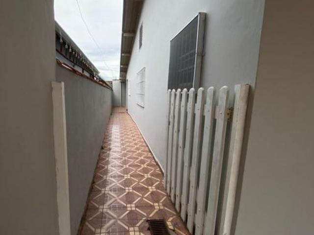 Casa para Venda em Itanhaém, Jardim Corumbá, 3 dormitórios, 1 suíte, 2 banheiros, 3 vagas