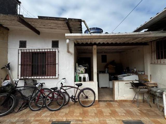 Casa para Venda em Itanhaém, Jardim das Palmeiras, 2 dormitórios, 2 banheiros, 4 vagas