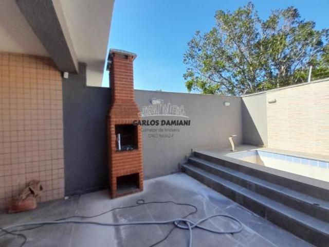 Casa para Venda em Itanhaém, Jardim Guacyra, 2 dormitórios, 1 suíte, 2 banheiros, 2 vagas