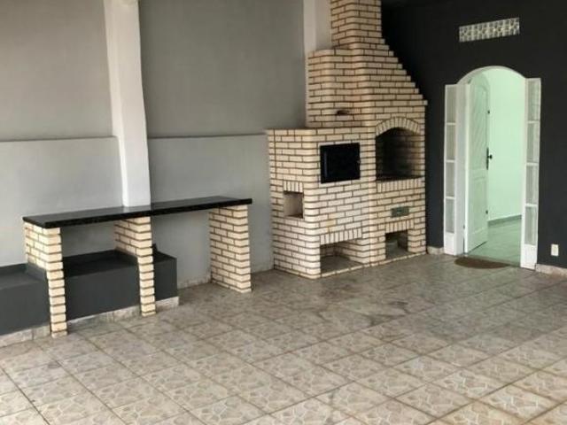Casa para Venda em Itanhaém, Jardim Grandesp, 4 dormitórios, 2 banheiros, 6 vagas