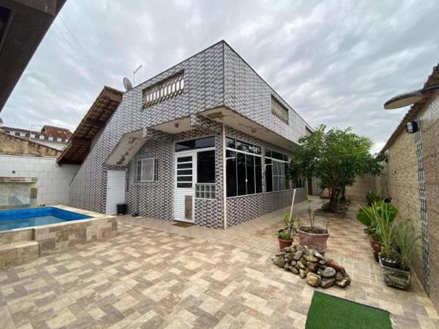Casa para Venda em Itanhaém, Jardim Jamaica, 3 dormitórios, 1 suíte, 3 banheiros, 5 vagas