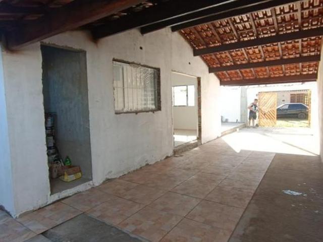 Casa para Venda em Itanhaém, Jardim Jamaica, 2 dormitórios, 1 suíte, 2 banheiros, 3 vagas