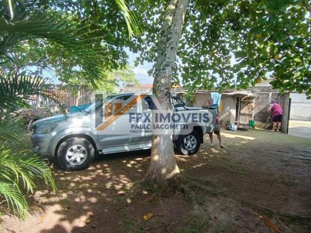 Casa para Venda em Itanhaém, Jardim Jamaica, 2 dormitórios, 2 banheiros, 10 vagas