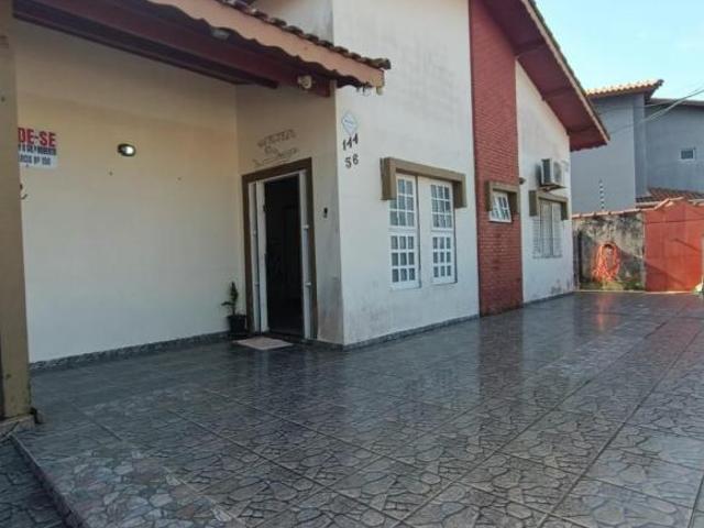 Casa para Venda em Itanhaém, Jardim Regina, 4 dormitórios, 2 suítes, 1 banheiro, 3 vagas