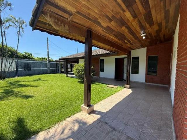 Casa para Venda em Itanhaém, Jardim Regina, 3 dormitórios, 1 suíte, 2 banheiros, 6 vagas