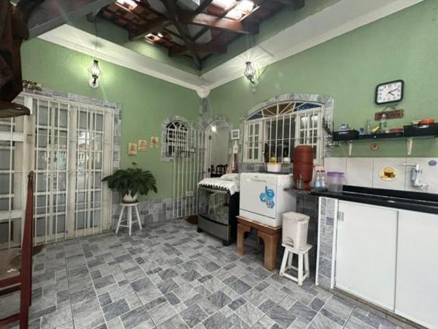 Casa para Venda em Itanhaém, Jardim Suarão, 3 dormitórios, 2 banheiros, 5 vagas
