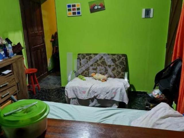 Casa para Venda em Itanhaém, Jardim Umuarama, 1 dormitório, 1 banheiro, 2 vagas