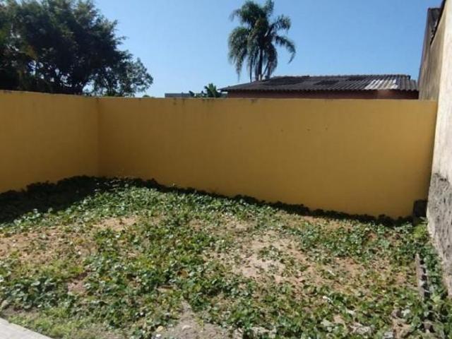 Casa para Venda em Itanhaém, Jardim Umuarama, 2 dormitórios, 1 banheiro, 4 vagas