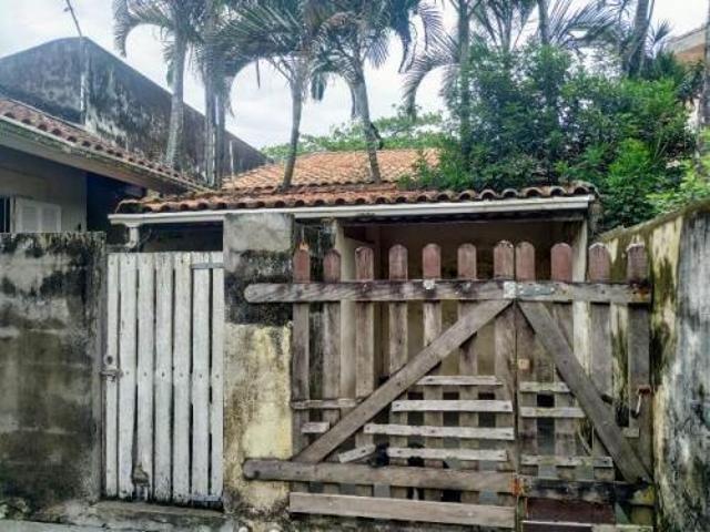 Casa para Venda em Itanhaém, Loty, 3 dormitórios, 1 suíte, 2 banheiros, 8 vagas