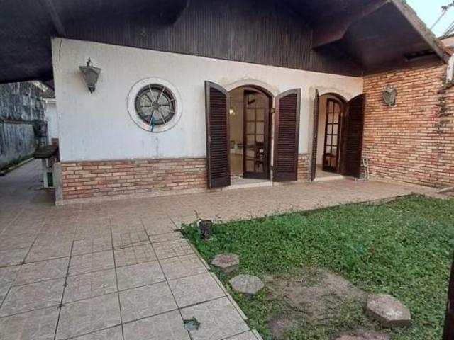 Casa para Venda em Itanhaém, Loty, 3 dormitórios, 2 banheiros, 6 vagas