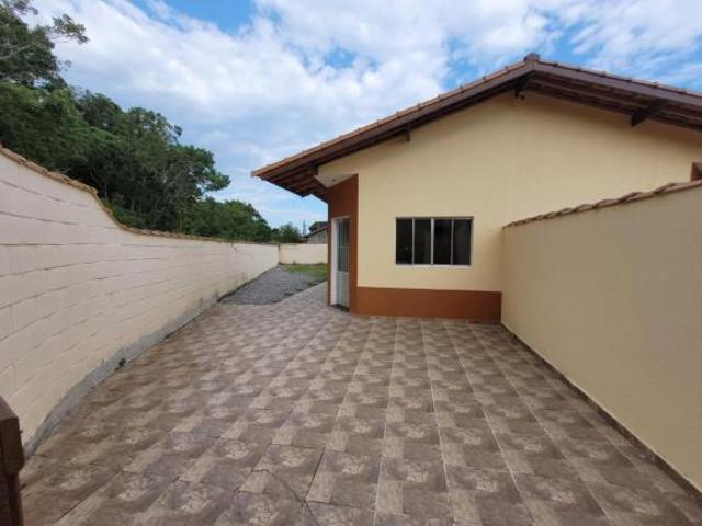 Casa para Venda em Itanhaém, Nossa Senhora do Sion, 2 dormitórios, 1 suíte, 1 banheiro, 2 vagas