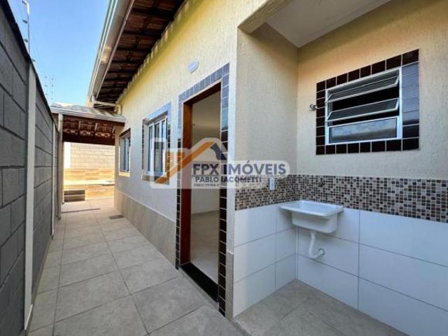 Casa para Venda em Itanhaém, Nossa Senhora do Sion, 2 dormitórios, 1 suíte, 1 banheiro, 3 vagas