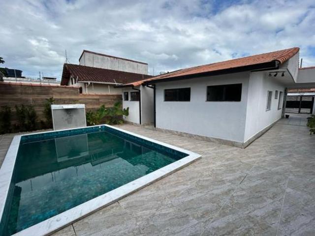 Casa para Venda em Itanhaém, Satélite, 3 dormitórios, 2 suítes, 1 banheiro, 4 vagas