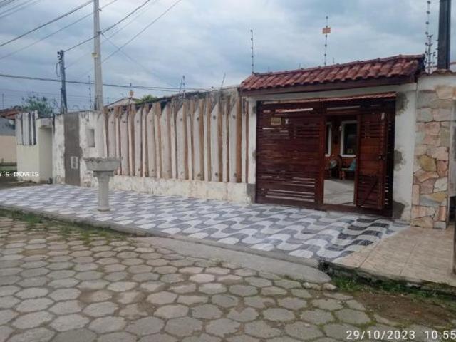 Casa para Venda em Itanhaém, Satélite, apenas 300m da praia!