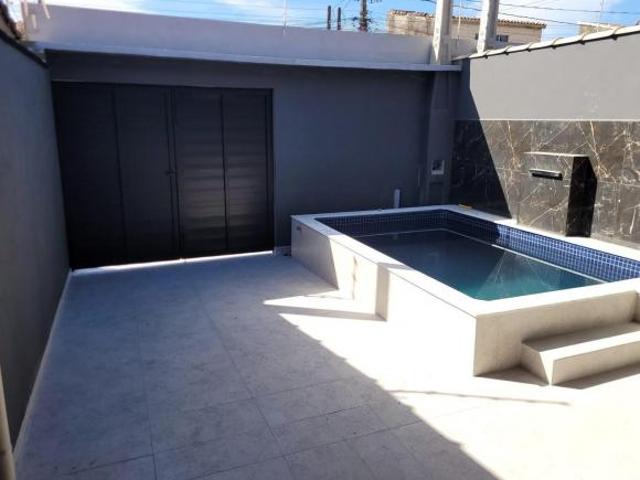 Casa para Venda em Itanhaém, Savoy, 2 dormitórios, 1 suíte, 1 banheiro, 2 vagas
