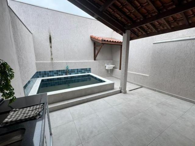 Casa para Venda em Itanhaém, Savoy, 2 dormitórios, 1 suíte, 1 banheiro, 2 vagas