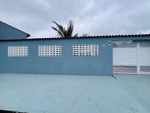 Casa para Venda em Itanhaém, Savoy, 4 dormitórios, 1 suíte, 3 banheiros, 3 vagas