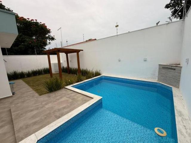 Casa para Venda em Itanhaém, Santa Julia, 3 dormitórios, 2 suítes, 1 banheiro, 2 vagas