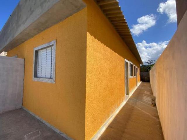 Casa para Venda em Itanhaém, Suarão, 2 dormitórios, 1 banheiro, 2 vagas