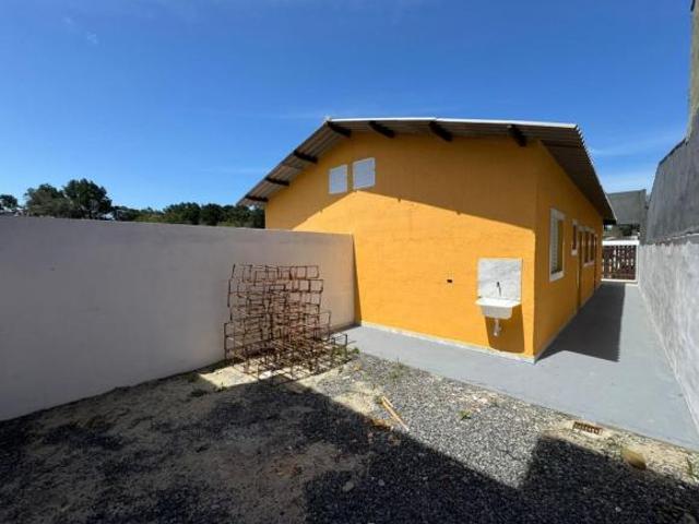 Casa para Venda em Itanhaém, Suarão, 2 dormitórios, 1 banheiro, 2 vagas