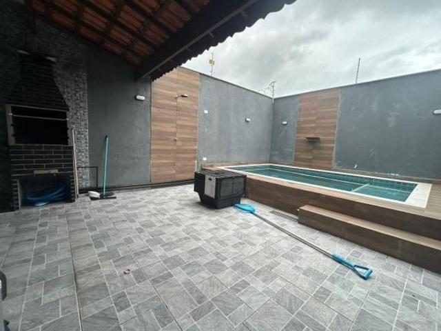 Casa para Venda em Itanhaém, Suarão, 2 dormitórios, 1 suíte, 1 banheiro, 2 vagas