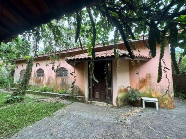 Casa para Venda em Itanhaém, Suarão, 2 dormitórios, 1 suíte, 1 banheiro, 2 vagas