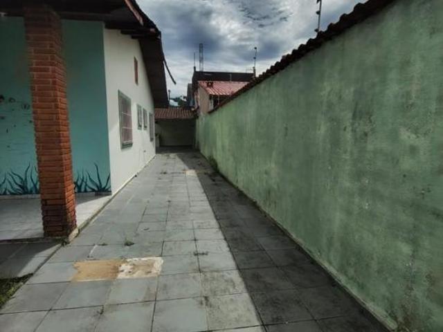 Casa para Venda em Itanhaém, Suarão, 2 dormitórios, 1 suíte, 1 banheiro, 4 vagas