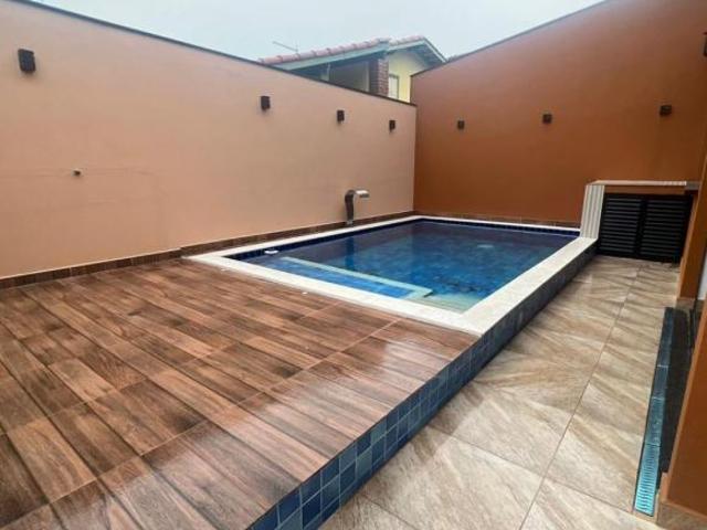 Casa para Venda em Itanhaém, Suarão, 3 dormitórios, 3 suítes, 1 banheiro, 1 vaga