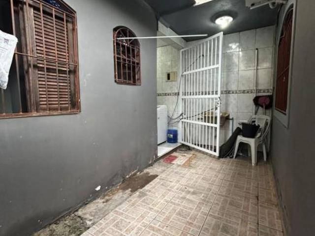 Casa para Venda em Itanhaém, Suarão, 4 dormitórios, 1 suíte, 1 banheiro, 2 vagas