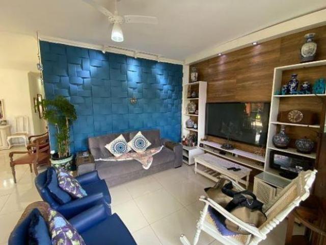 Casa para Venda em Itanhaém, Suarão, 5 dormitórios, 3 suítes, 3 banheiros, 3 vagas